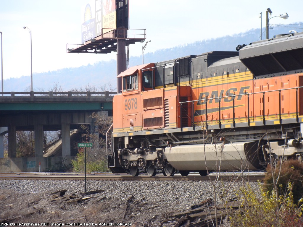 BNSF 9378
